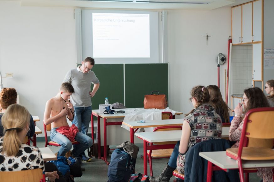 Schule trifft Beruf